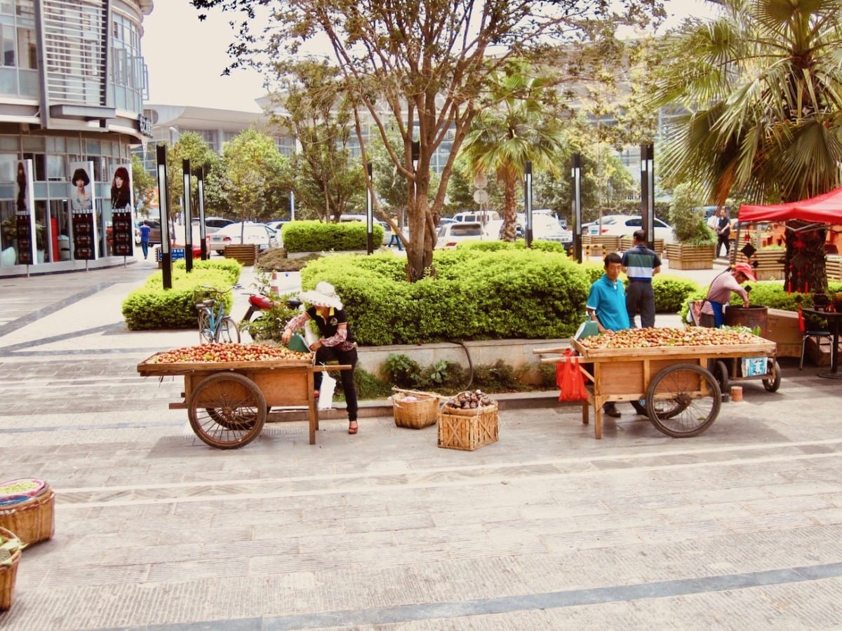 kunming street food - Bohemian Vagabond - Jacki Ueng