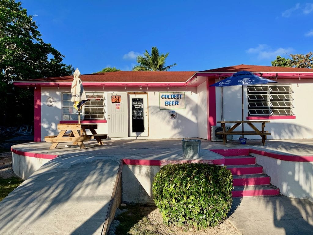 The Ultimate Eleuthera Travel Guide - Bohemian Vagabond - Jacki Ueng